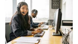 How to contact YouTube customer service?